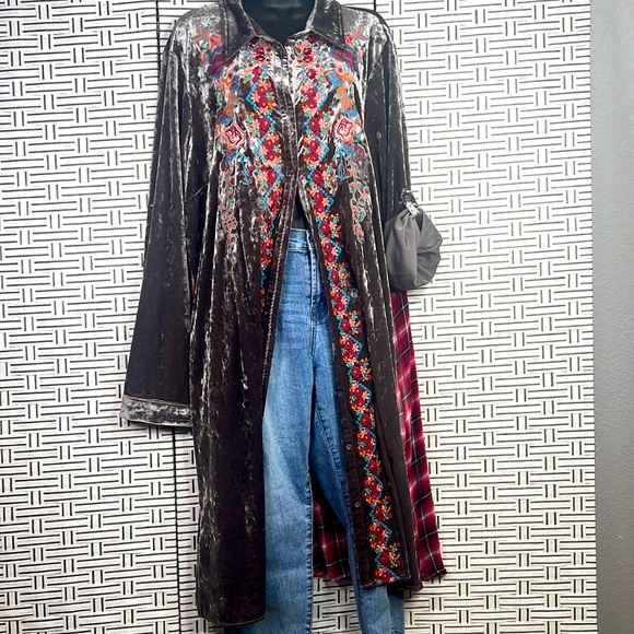 andre by Unit | Tops | Andre By Unit Plus Size Embroideredflannel ...